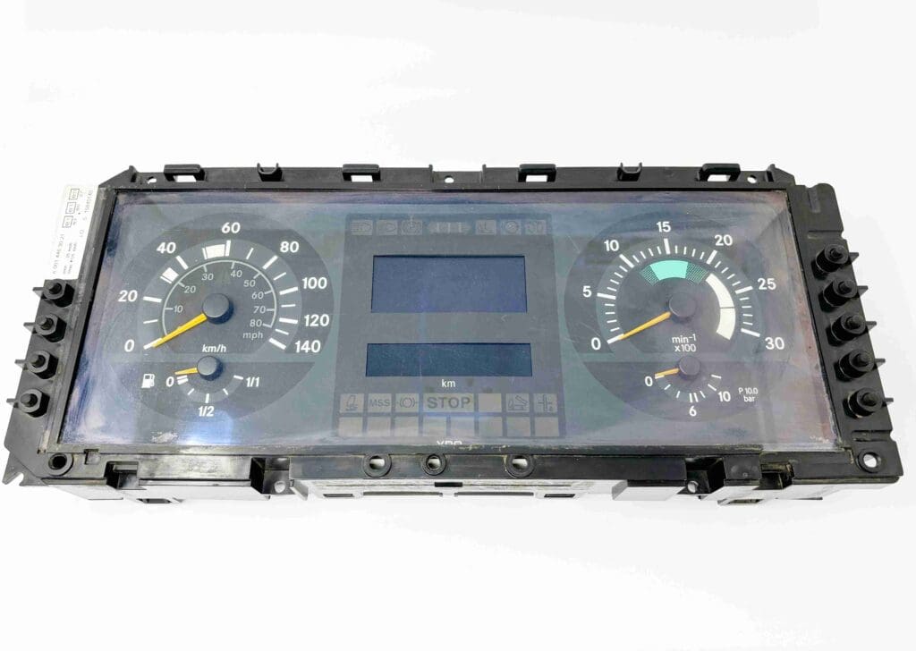 Mercedes Dash Instrument Cluster Atego Euro 3 Type 1556