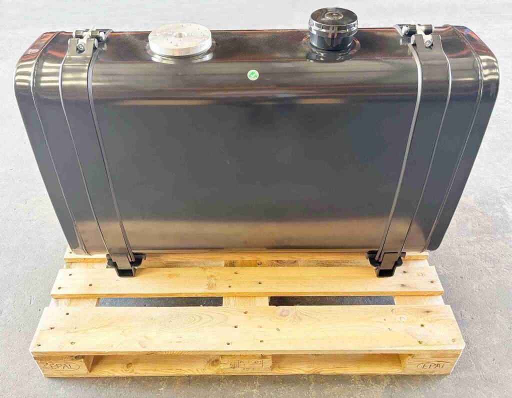 Hydraulic Oil Tank Rear Cabin Mounted 190 Litre Steel