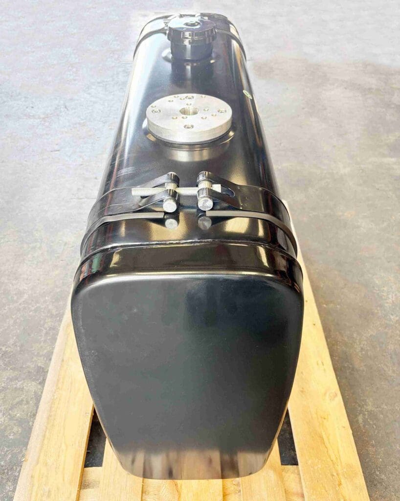 Hydraulic Oil Tank Rear Cabin Mounted 190 Litre Steel