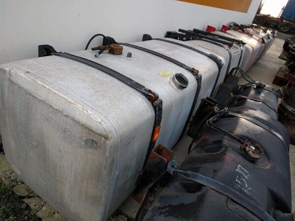 What to Look for When Buying Used Truck Fuel Tanks - M W Truck Parts