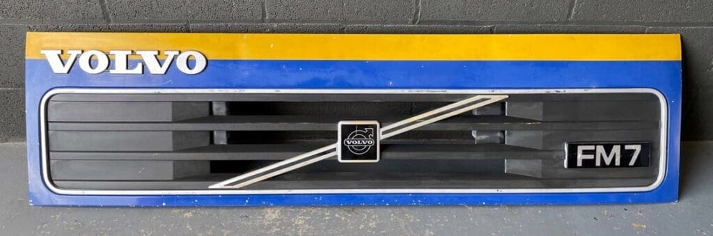 Volvo FM7 Front Grill